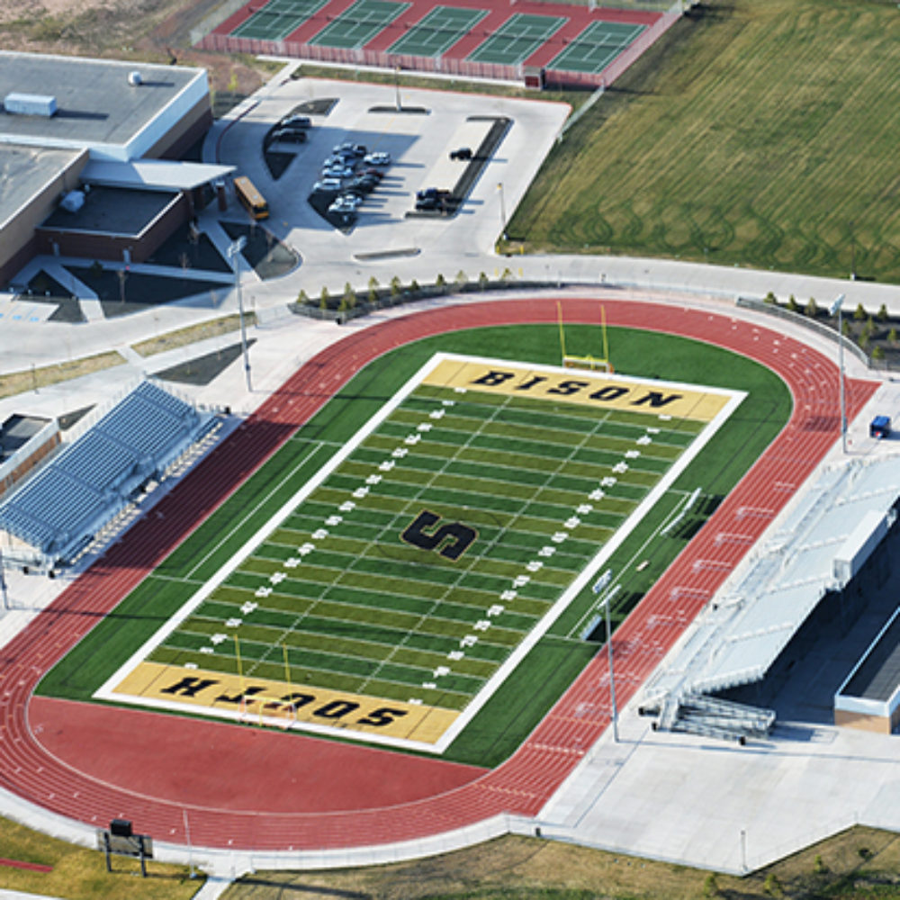 Synthetic turf for multi-sport fields and football fields